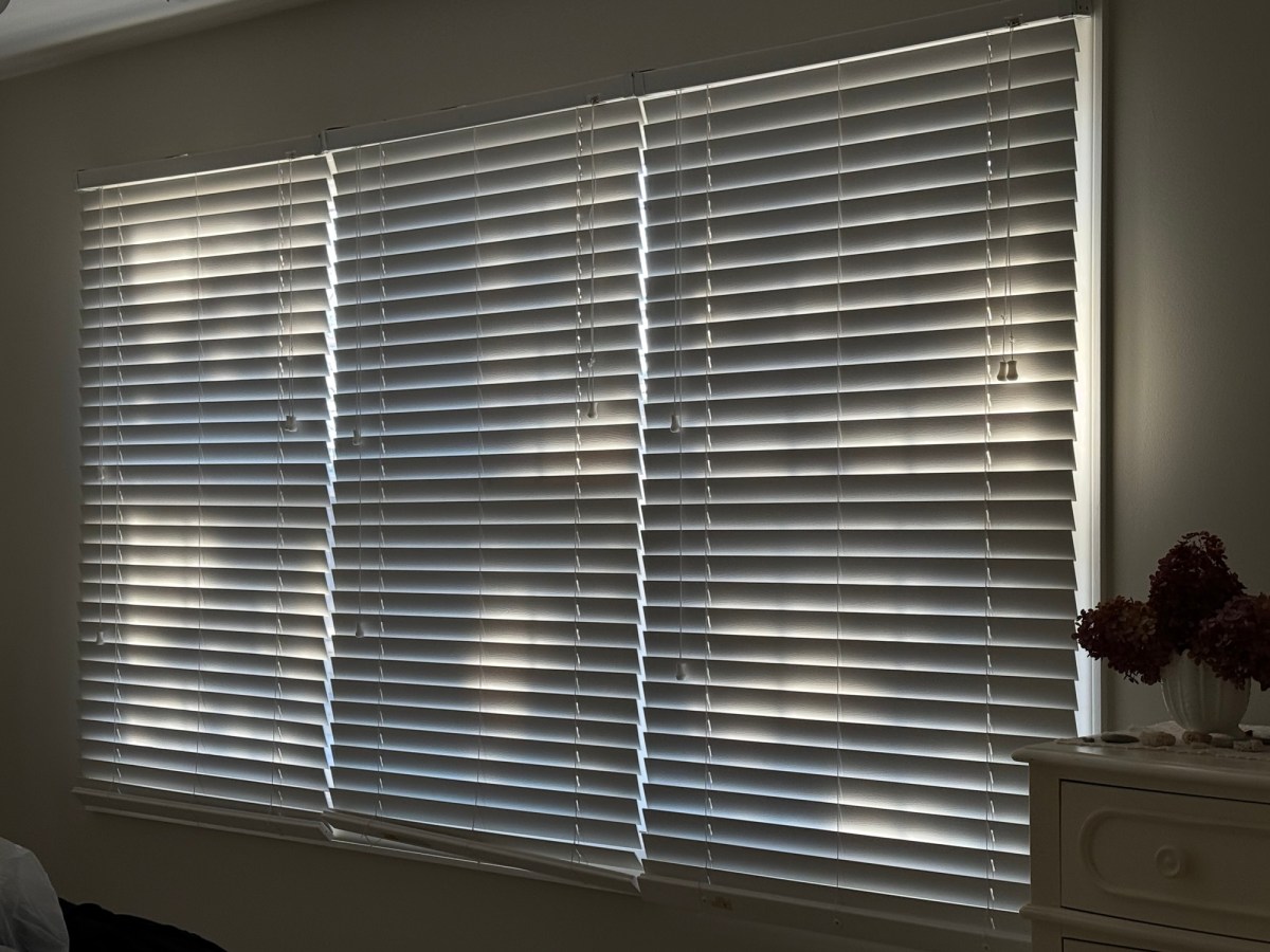 cheek to chest – A Bleeding Pen